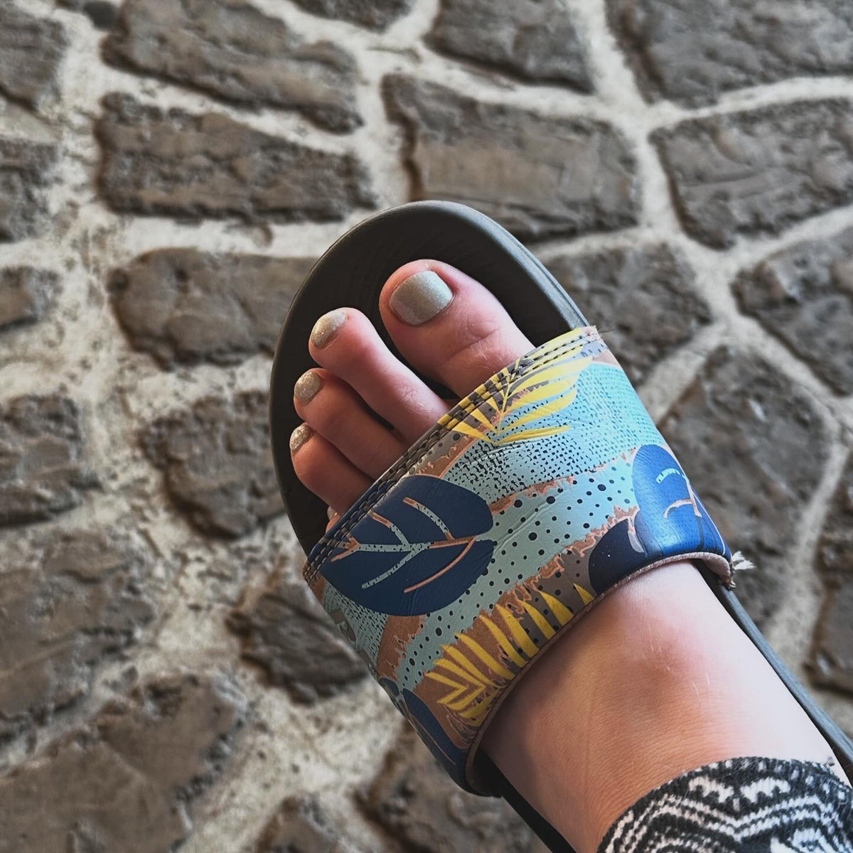 green pedi photo set – ogfeet.com